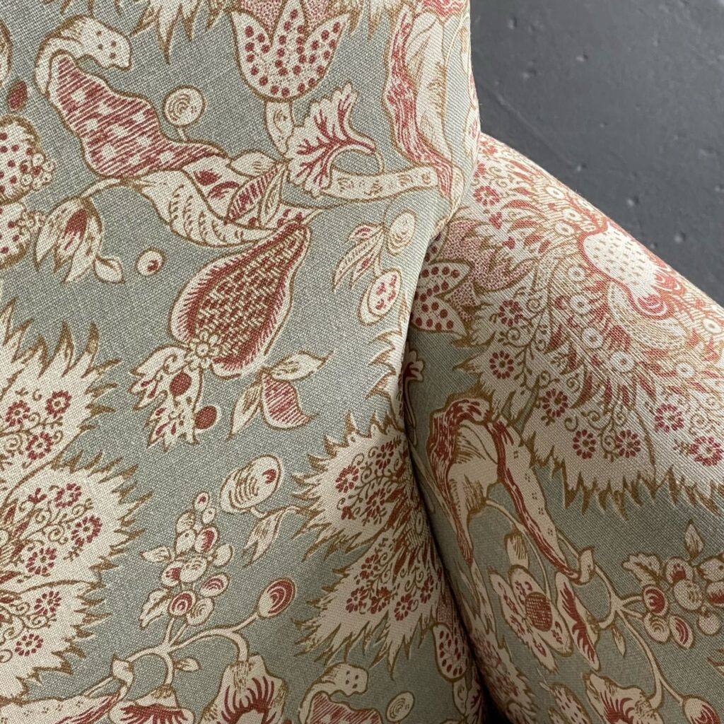 Gusto George Club Chair Upholstered - Casa Gusto