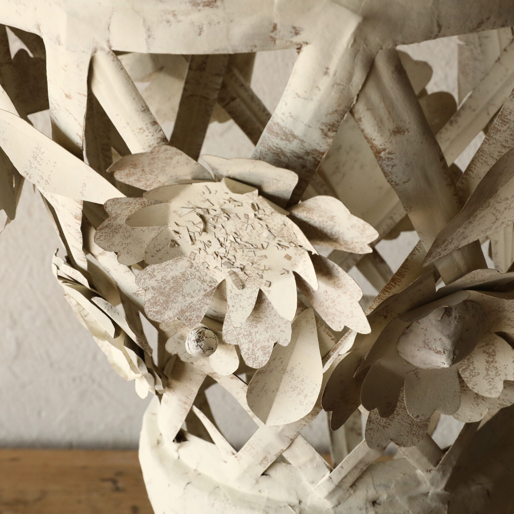 Papier-Mâché Flower Basket - Casa Gusto