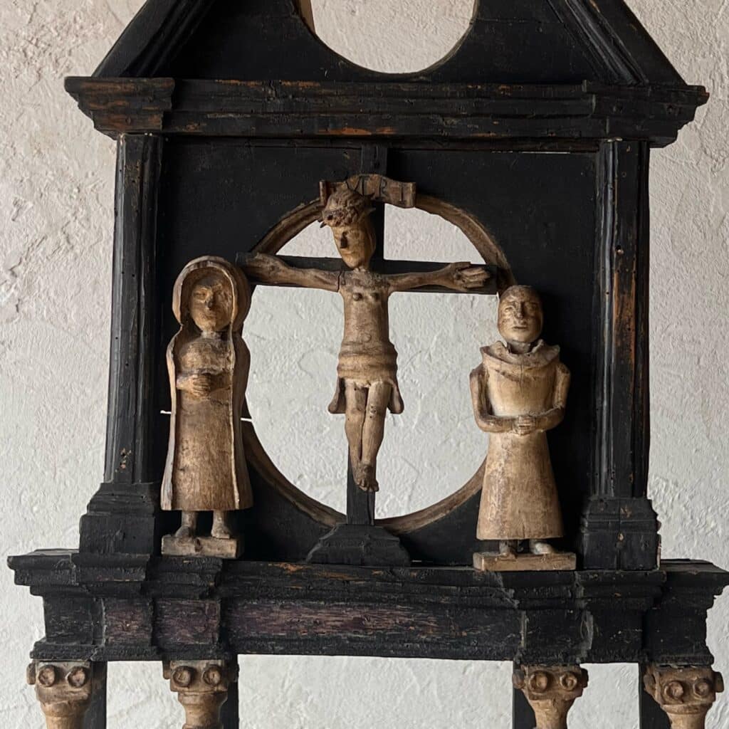 Carved Christian Altarpiece - Casa Gusto