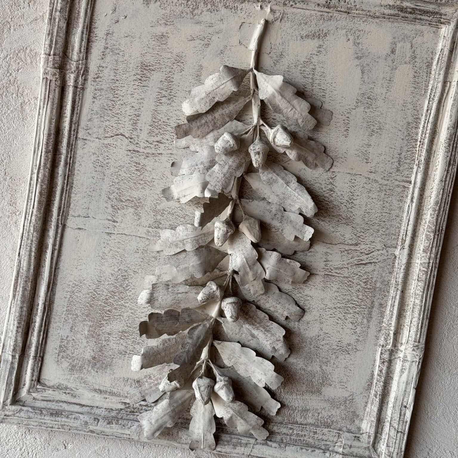 Papier-Mâché Large Oak Leaf Relief - Get The Gusto