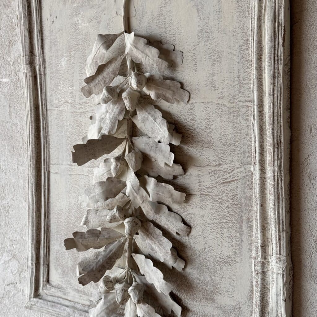 Papier-Mâché Large Oak Leaf Relief - Casa Gusto