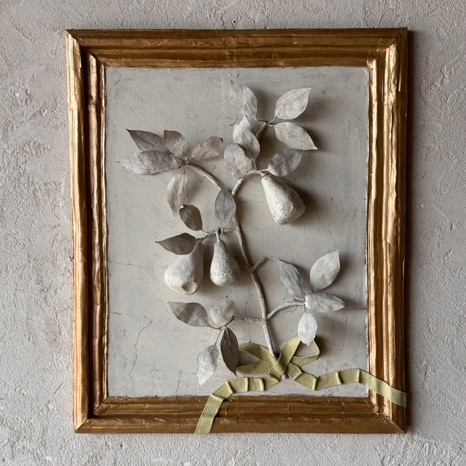 Papier-Mâché Pear Botanical - Casa Gusto