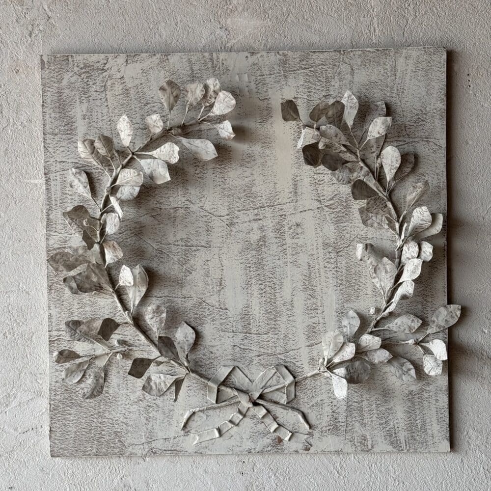 Papier-Mâché Leaf Relief - Casa Gusto