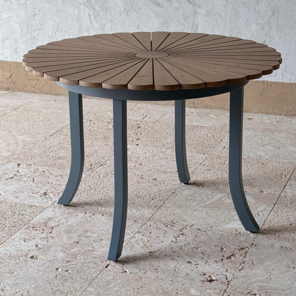 Gusto Small Indoor Garden Table - Casa Gusto