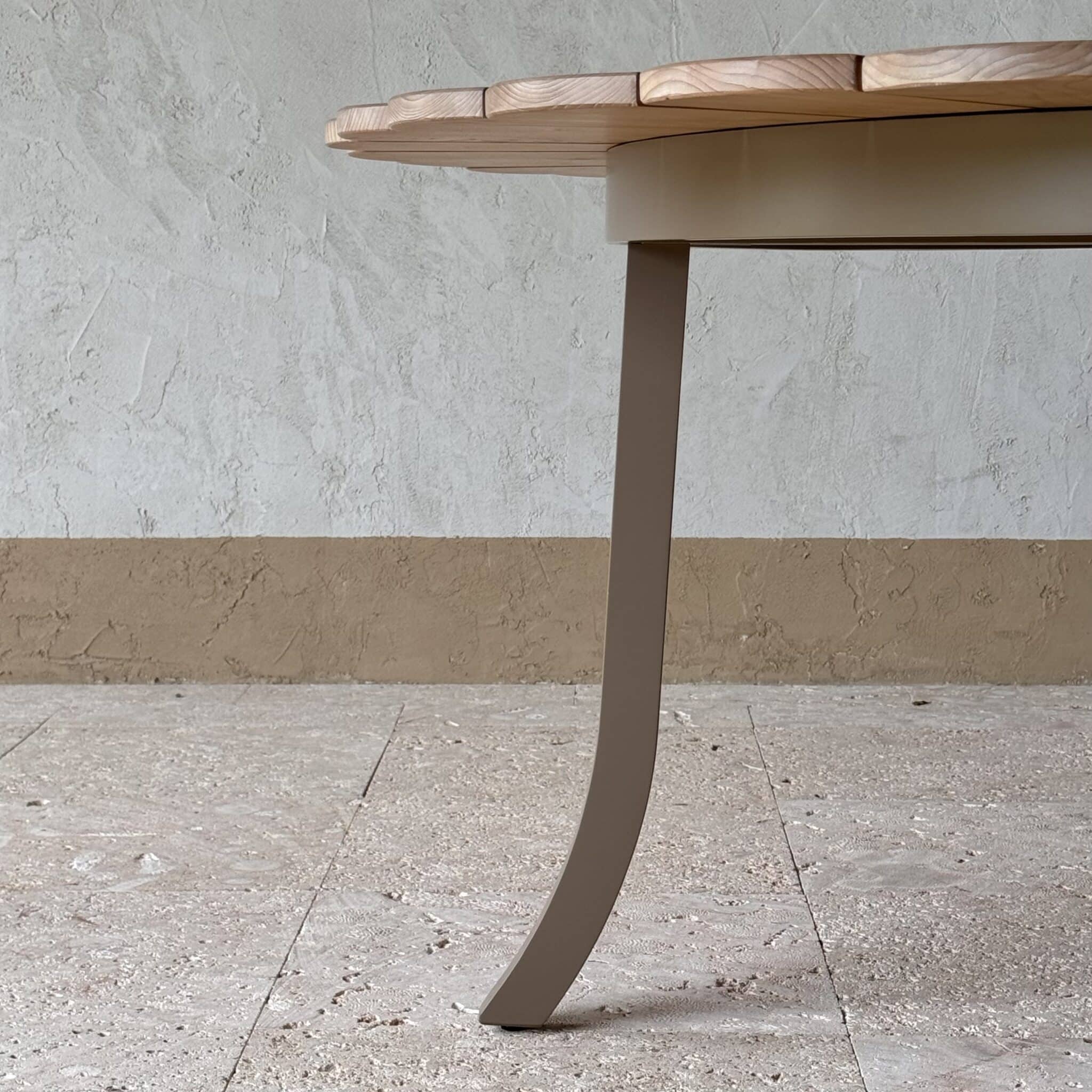 Gusto Medium Indoor Garden Table - Casa Gusto